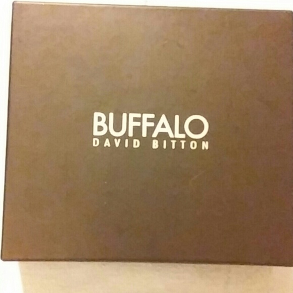 Buffalo David Bitton | Bags | David Bitton Wallet | Poshmark